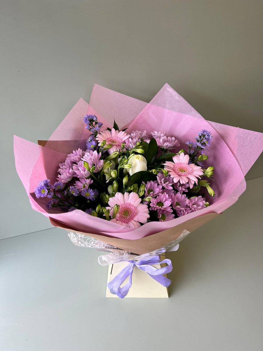 Dolly Mixture – Zoe's Florist